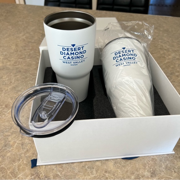 Dining | 28 Ounce Stainless Steel Tumblr Set Brand New | Poshmark